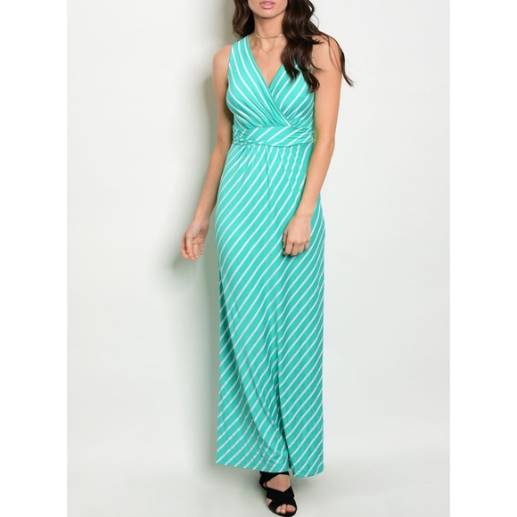 Gilli | Dresses | Mint White Maxi Dress Gilli | Poshmark